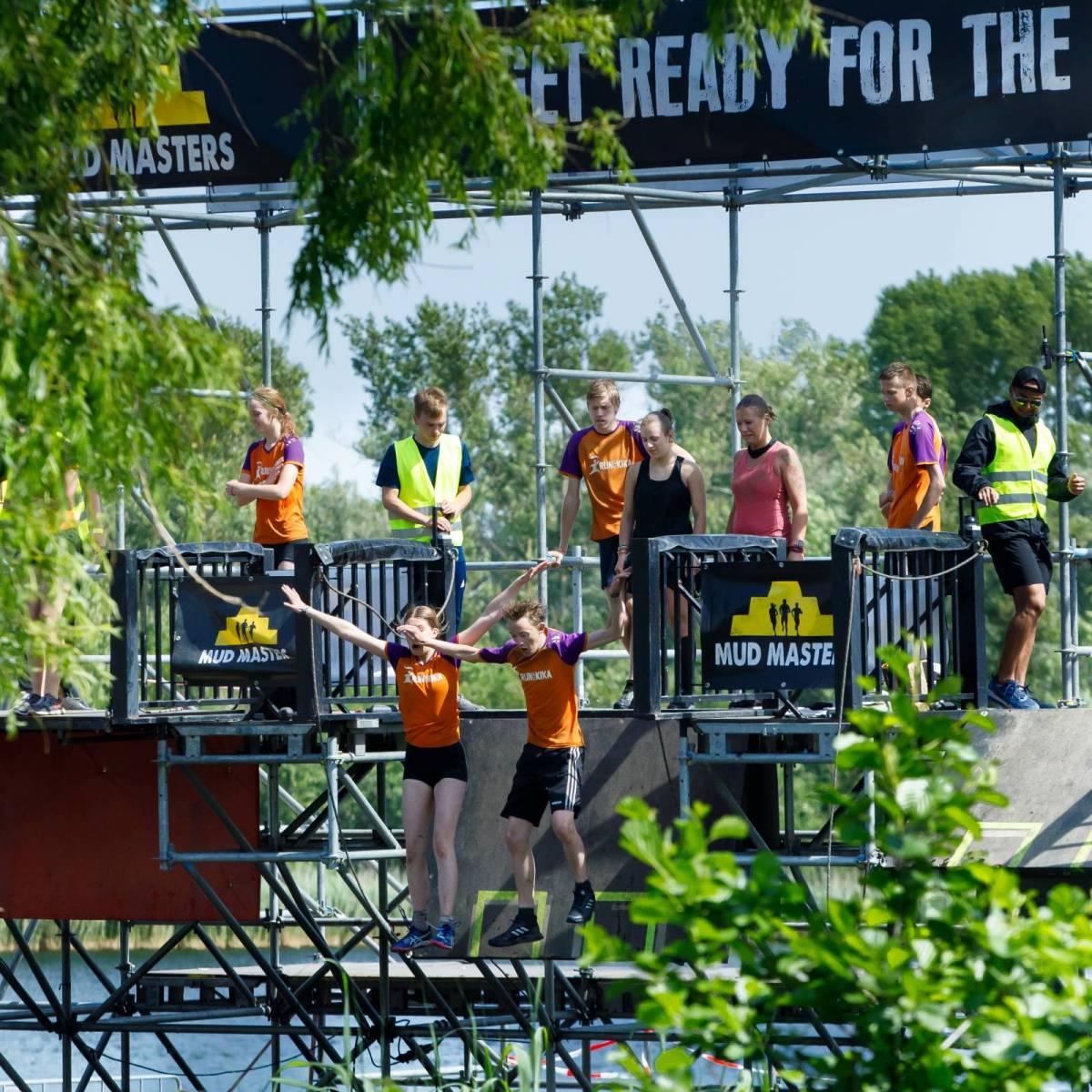 Voorbereiding – Mud Masters voor KiKa