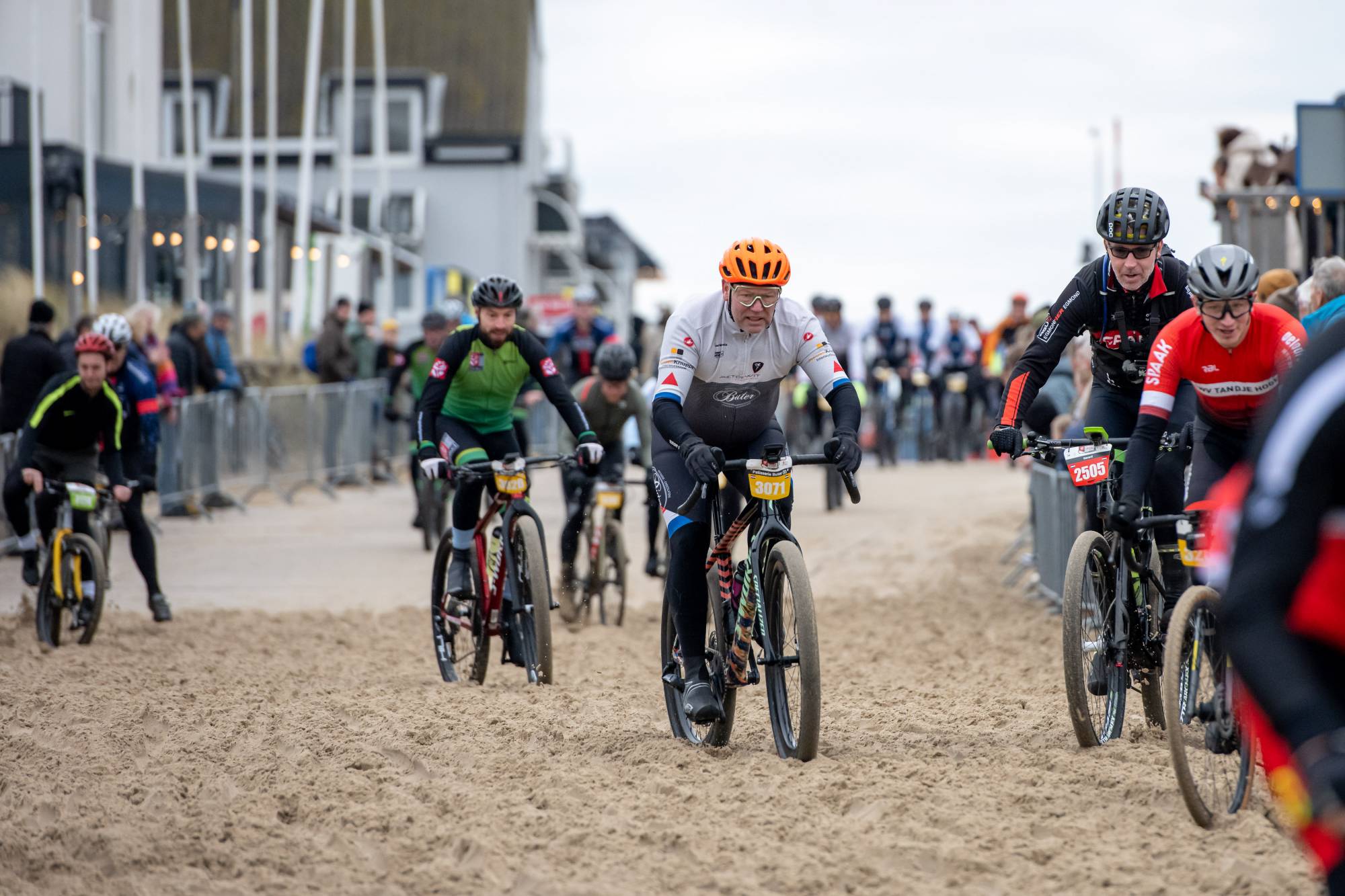 GP Groot Egmond-Pier-Egmond daagt strandracers uit met nieuwe klim op ...