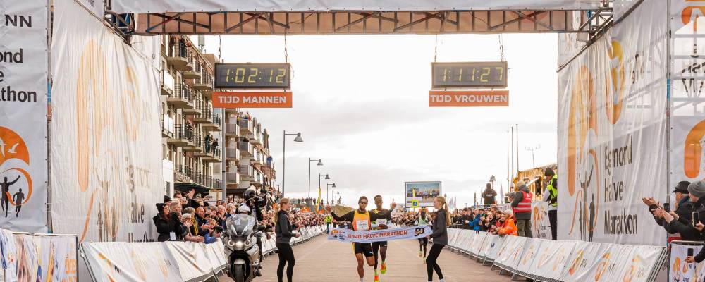 Titelverdediger Barata en sterk Nederlands veld bij Egmond Halve ...